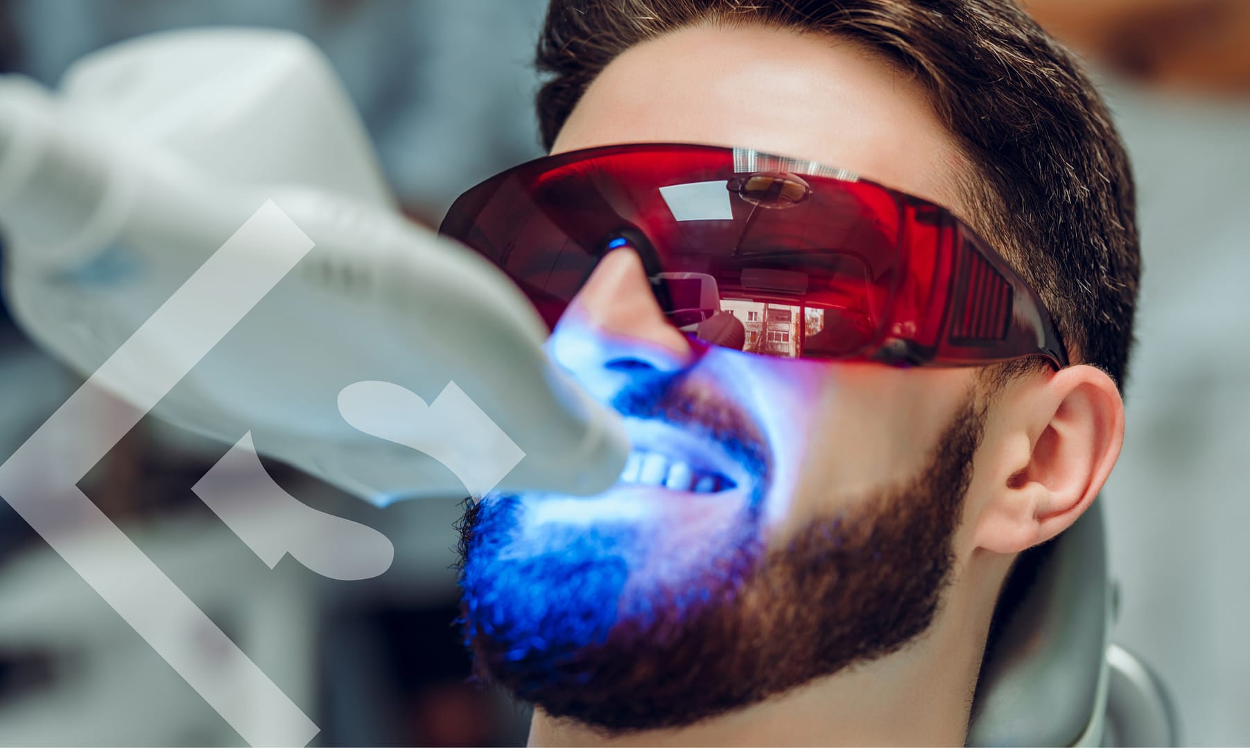 Brighter Smile: A Comprehensive Guide to Teeth Whitening